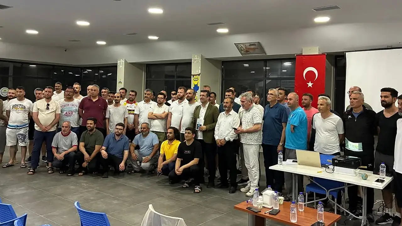 Kulu'da mahallelere kilitli parke taşı seriliyor
